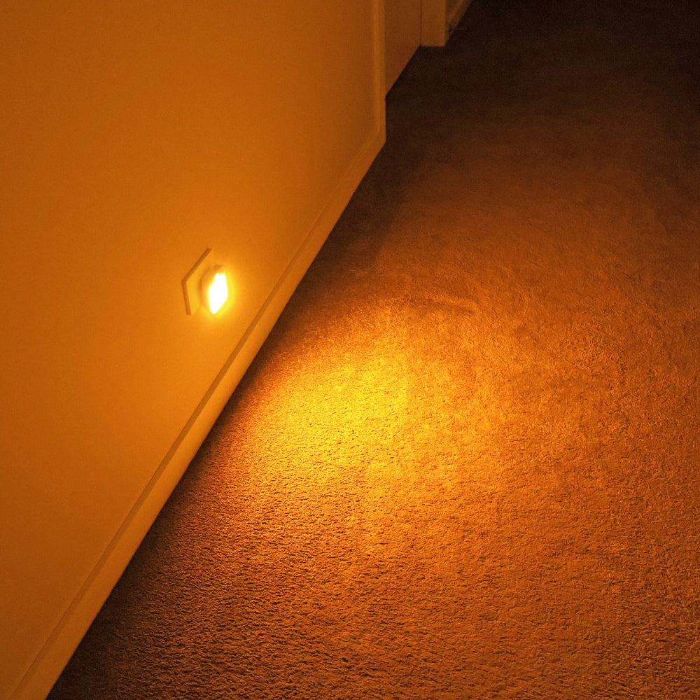 Amber Plugin Night Light - Blue Light-Free, Sleep-Friendly Night Lighting